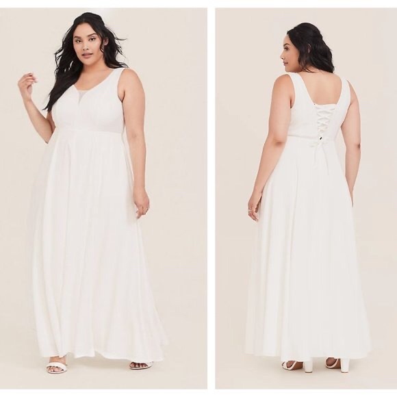 torrid | Dresses | Torrid 6 Ivory Sweetheart Textured Wedding Gown 1x ...